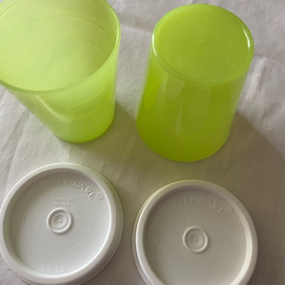 Tupperware | Kitchen | Newtupperware Lime Green 2oz Mini Containers ...